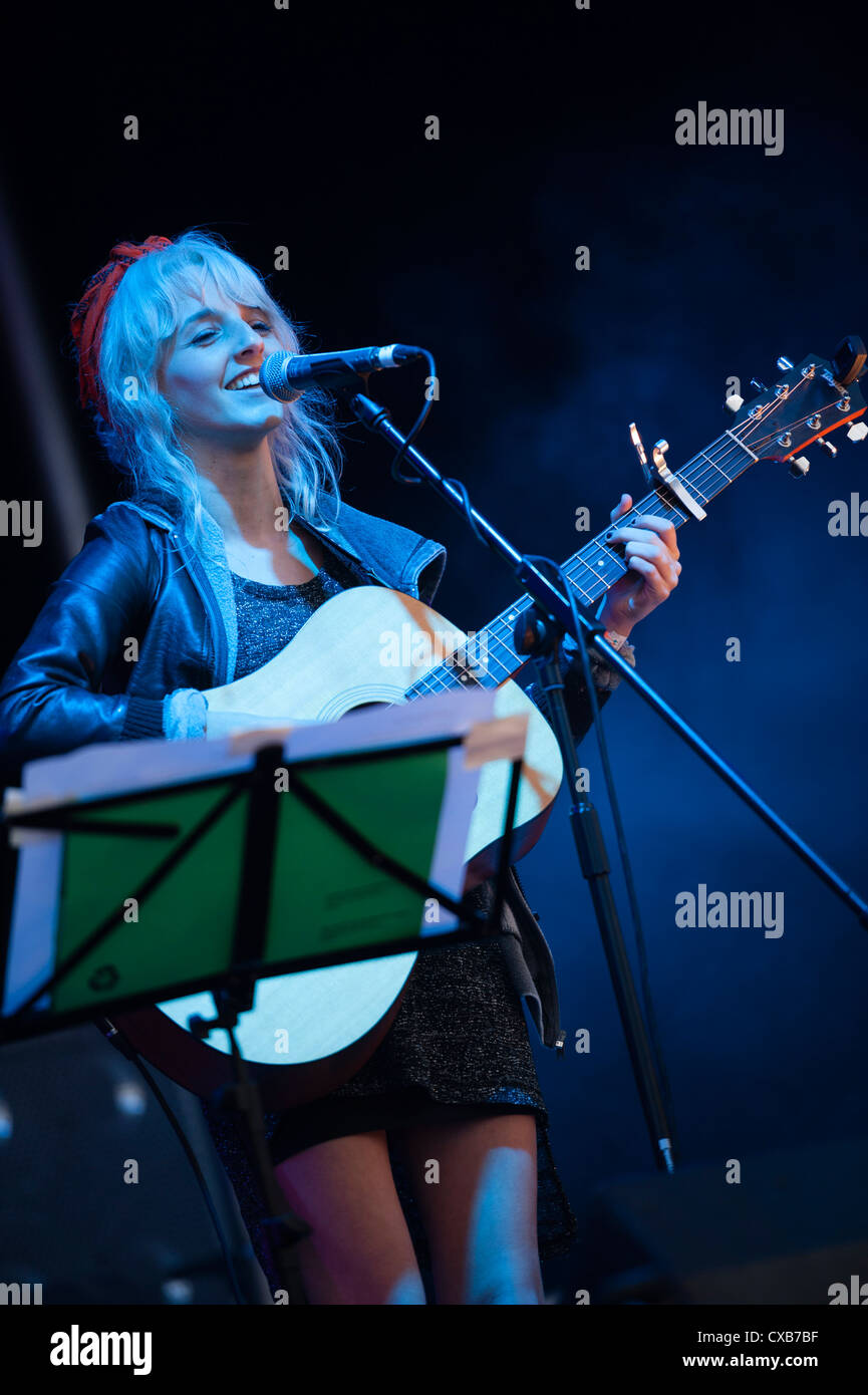 Greta isaac Banque de photographies et d’images à haute résolution - Alamy