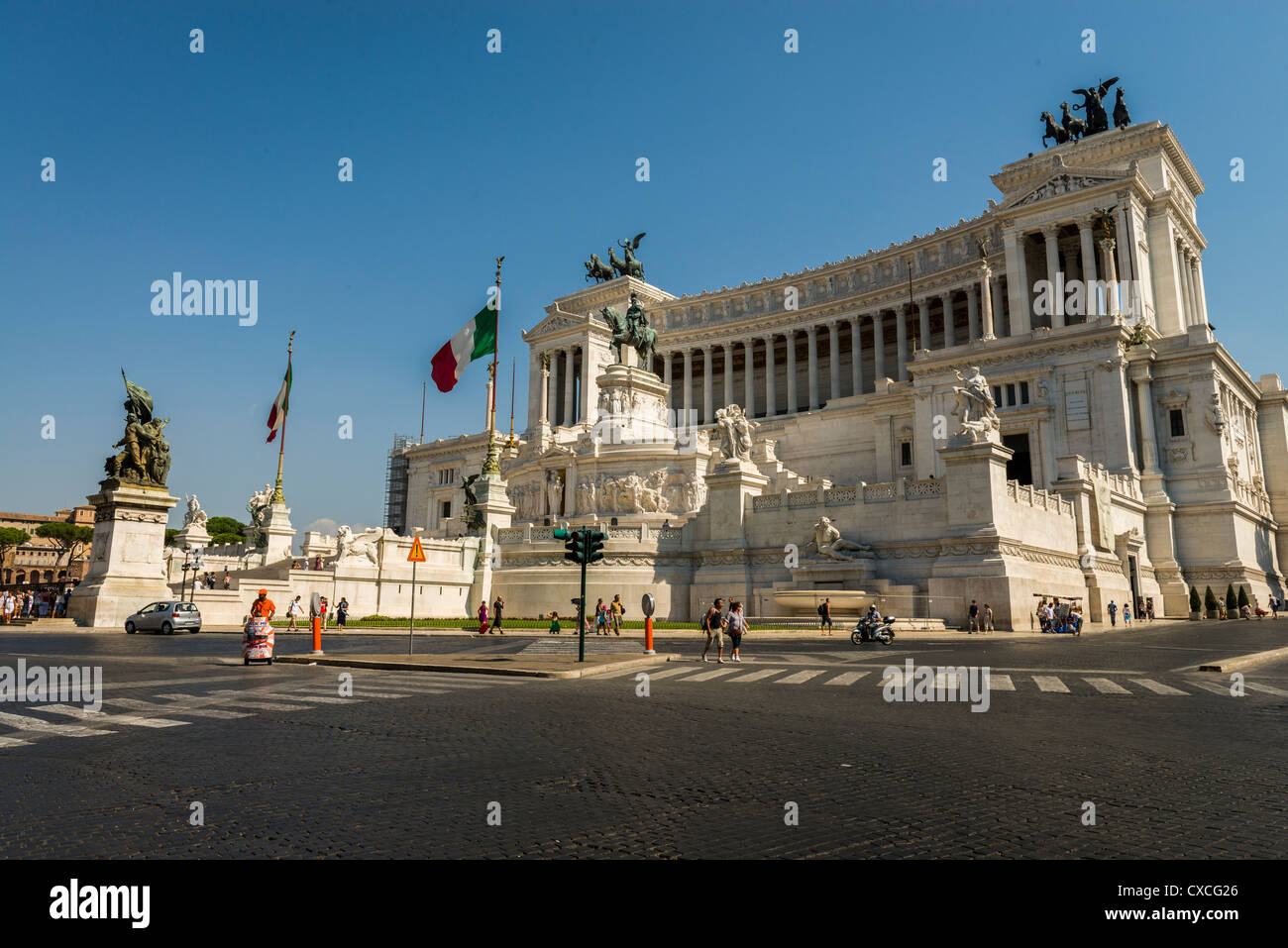 Monument a vittorio emanuele ii Banque de photographies et d’images à ...