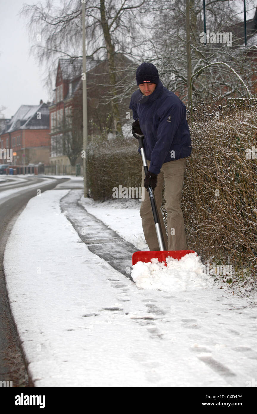 Le pelleter Banque de photographies et d’images à haute résolution - Alamy