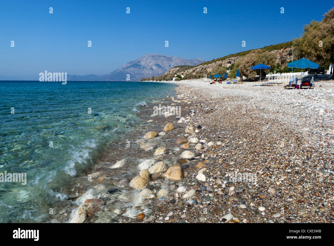 Plage de Balos et Mont Kerketeas Koumeikon, Elati, Samos, îles de la ...