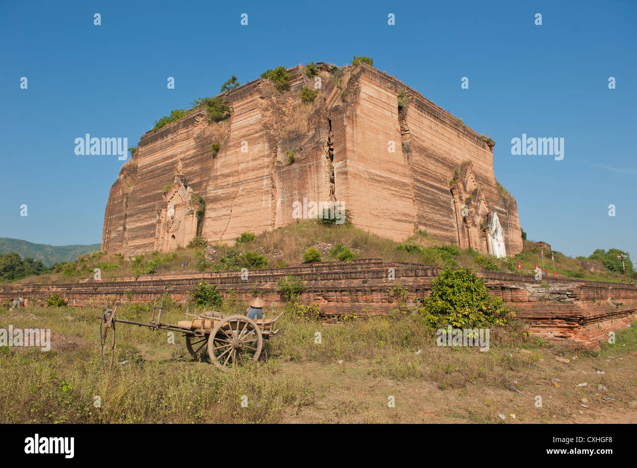 Temple en ruine Banque de photographies et d’images à haute résolution ...