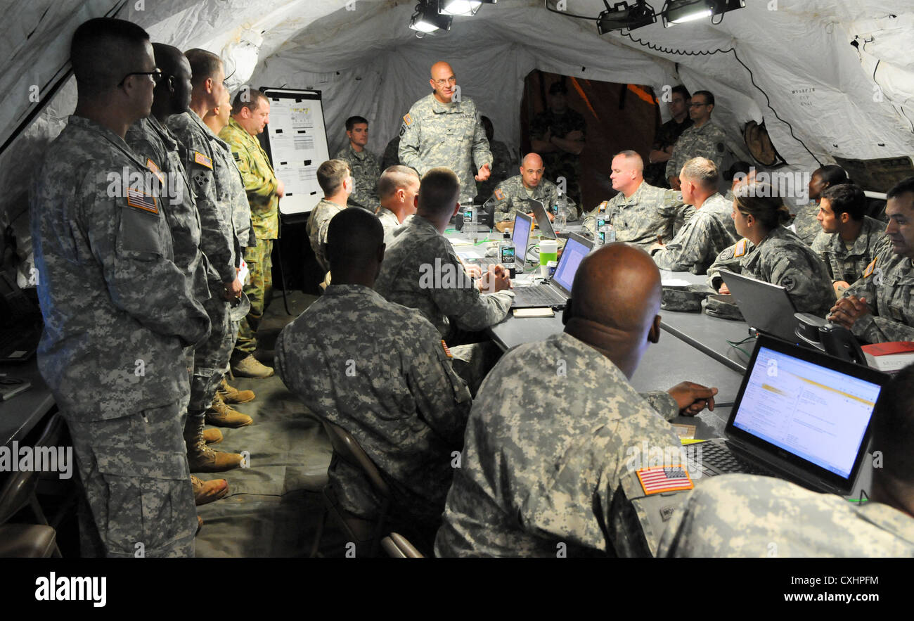 Operational command post exercise Banque de photographies et d’images à ...