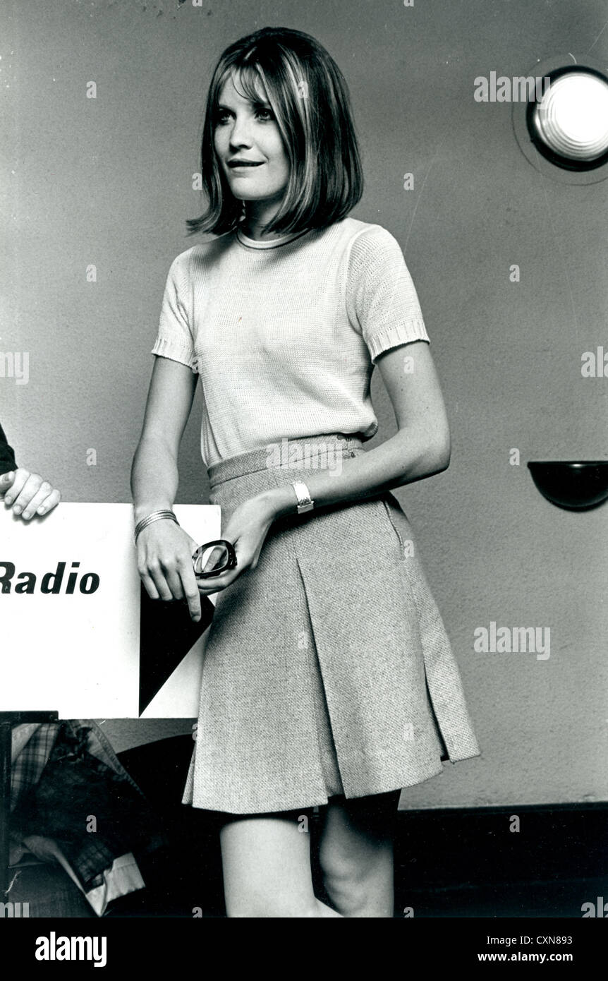 Sandie shaw 1960's Banque de photographies et d’images à haute ...