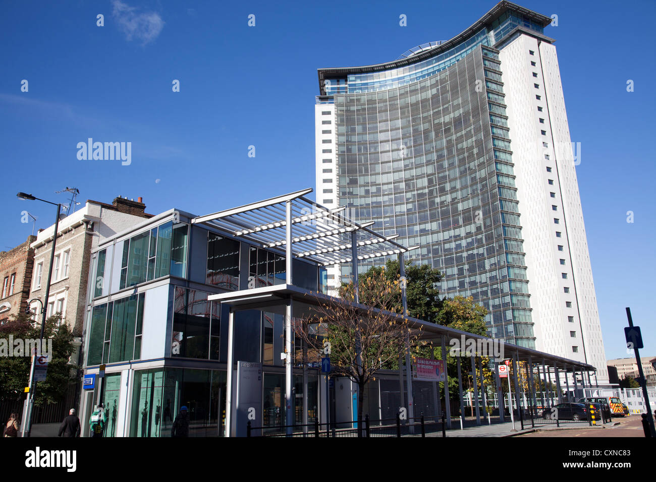 Empress state building Banque de photographies et d’images à haute ...