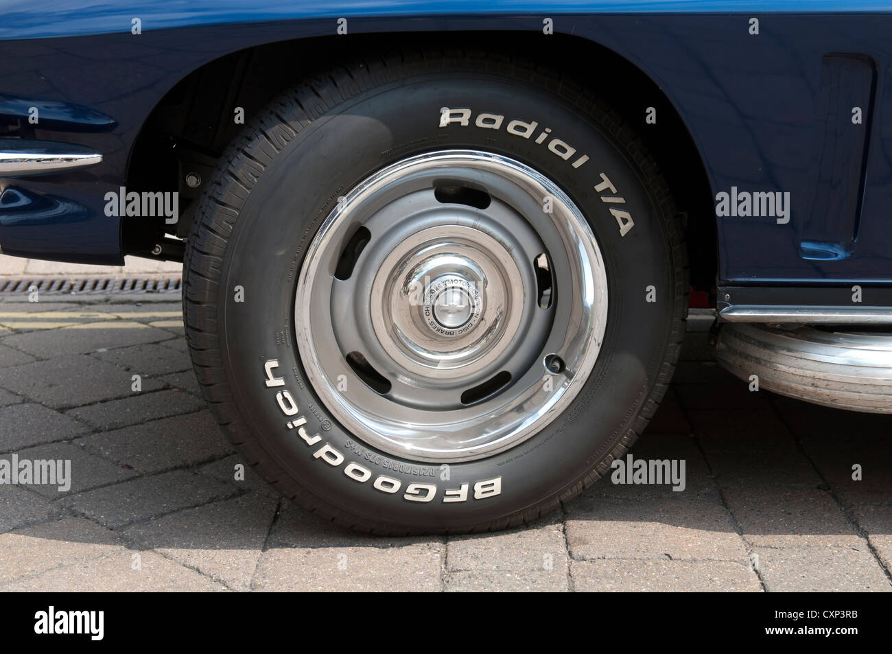 Corvette bleue stingray Banque de photographies et d’images à haute ...