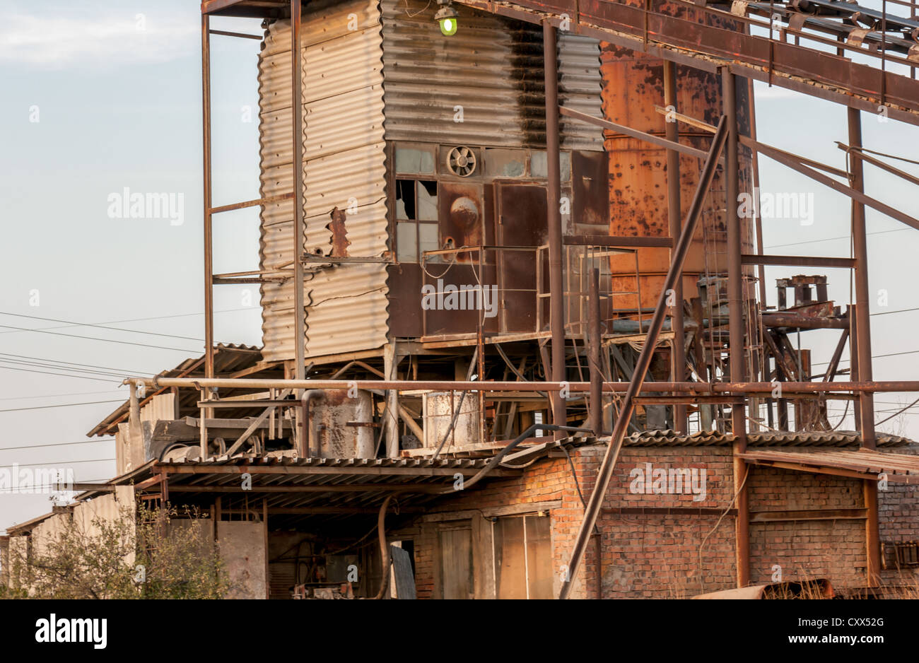 Ancienne structure de la mine Banque de photographies et d’images à ...