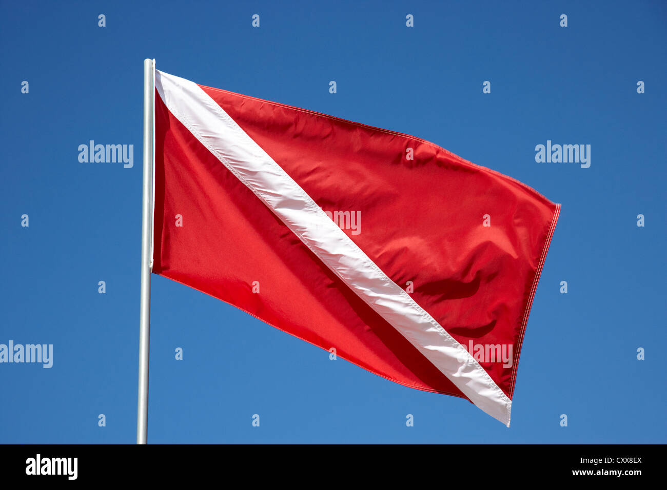 Drapeau rouge et blanc Banque de photographies et d’images à haute ...
