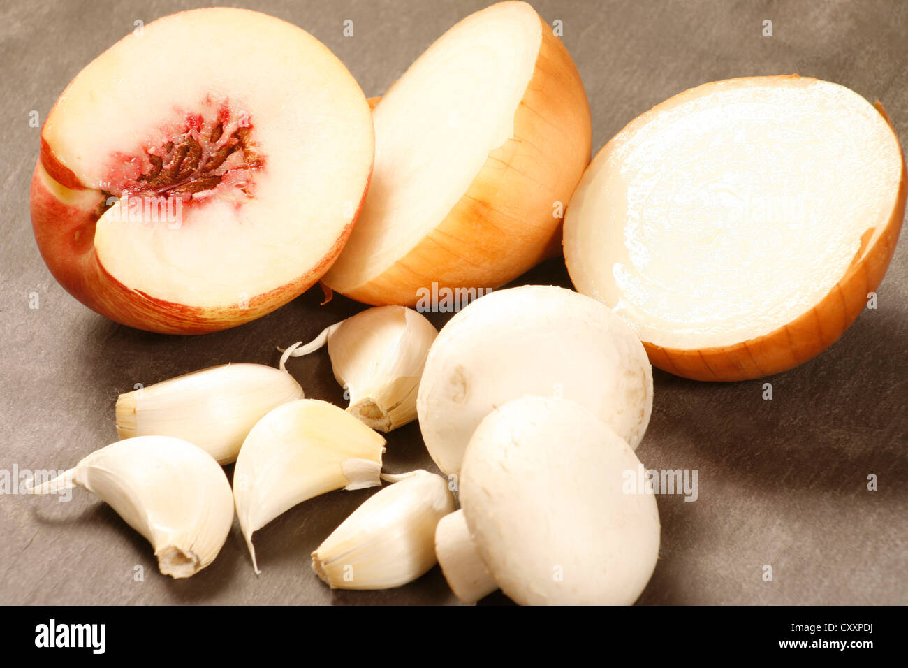 Fruit blanc Banque de photographies et d’images à haute résolution - Alamy