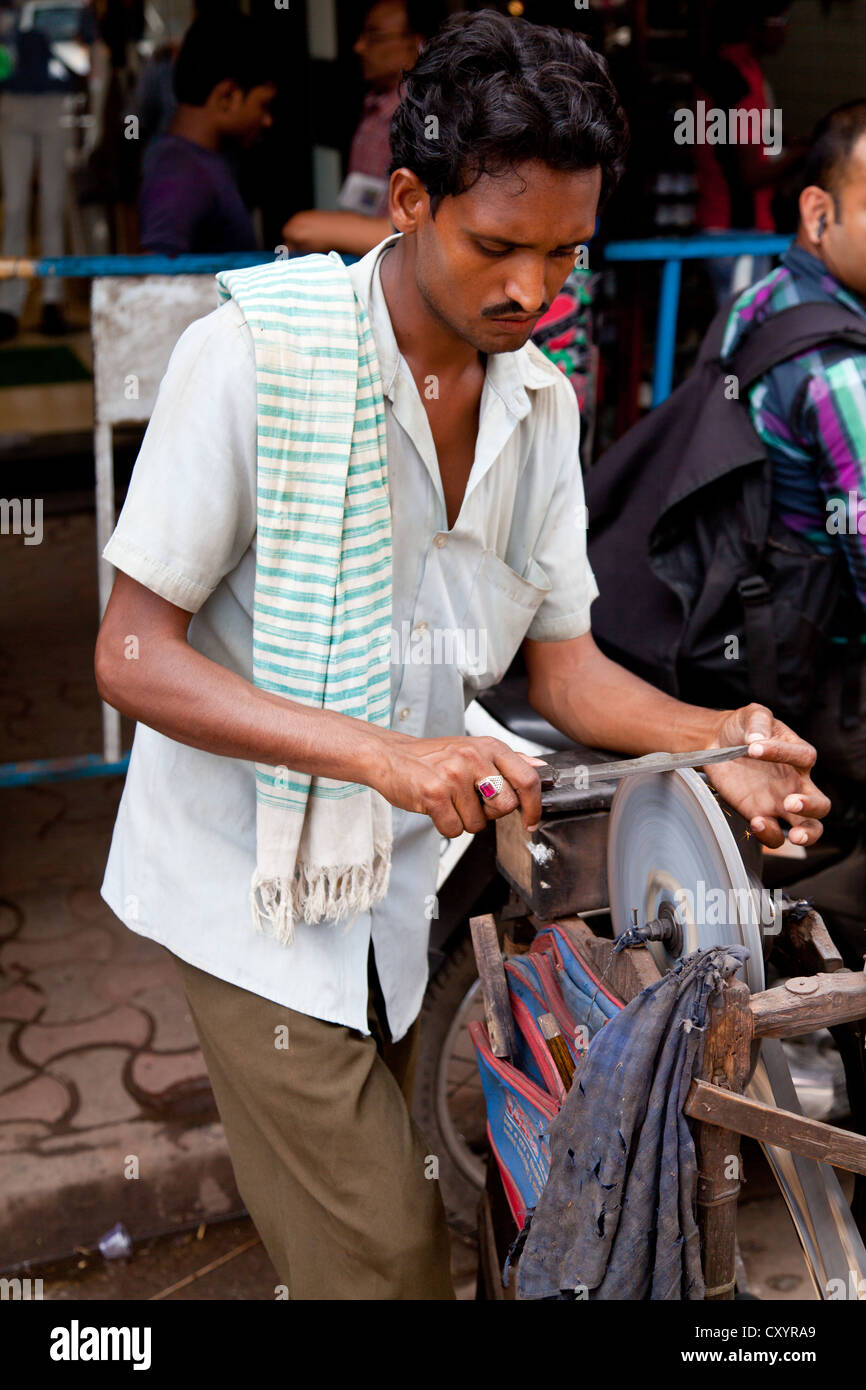 Affûtage au couteau en inde Banque de photographies et d’images à haute ...