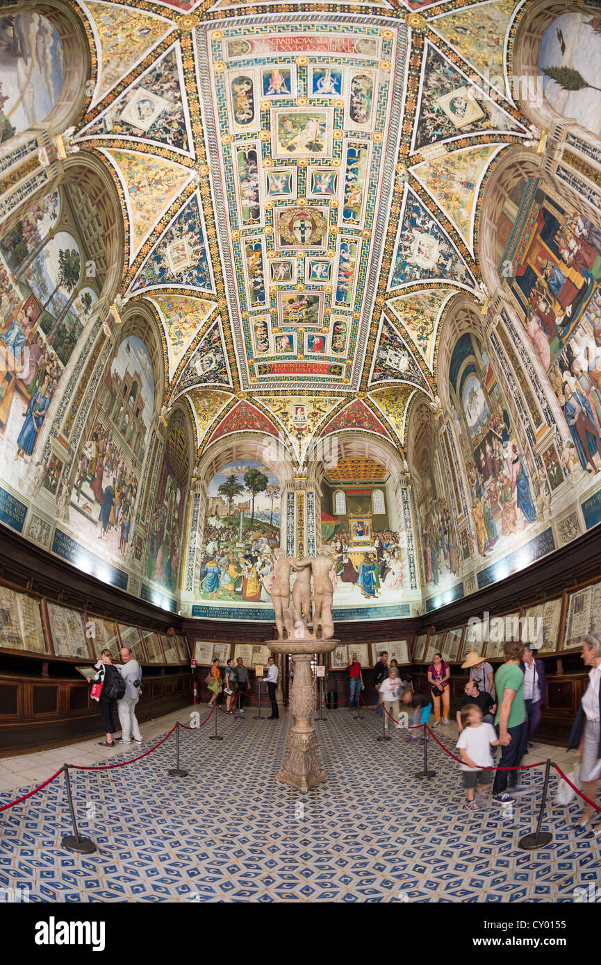 Vue de l'intérieur, de l'avis de la bibliothèque de la Cathédrale ...