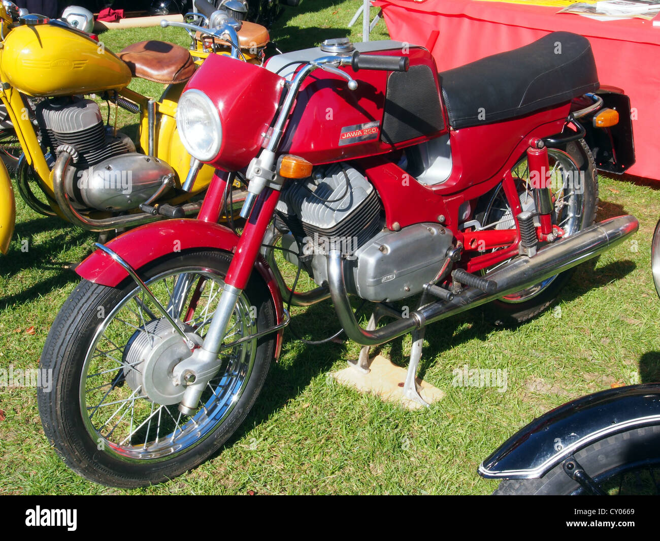 Jawa 250 Banque de photographies et d’images à haute résolution - Alamy