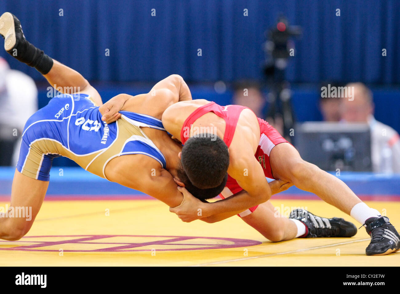 Lutte masculine Banque de photographies et d’images à haute résolution ...