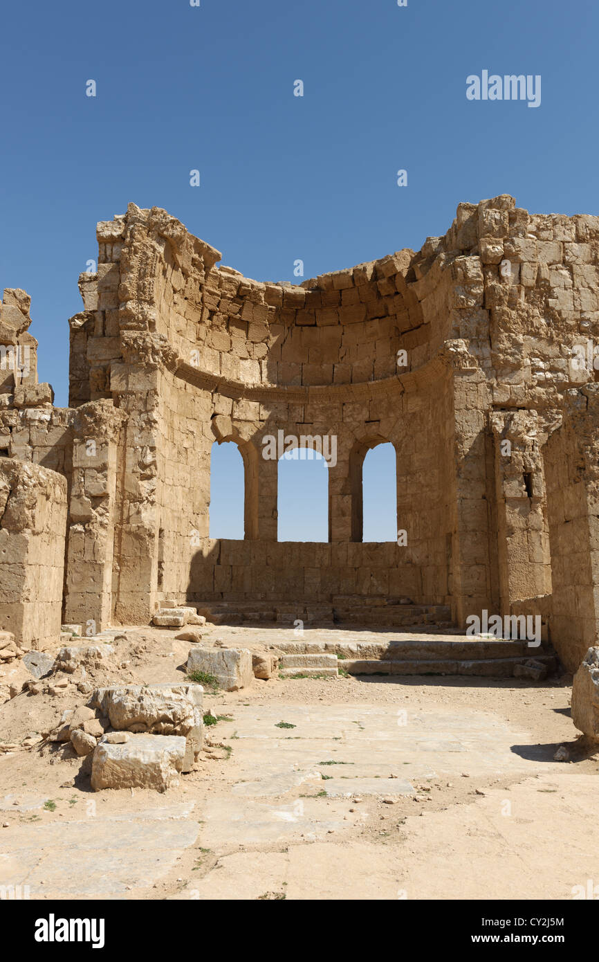 Ruine romaine Banque de photographies et d’images à haute résolution ...