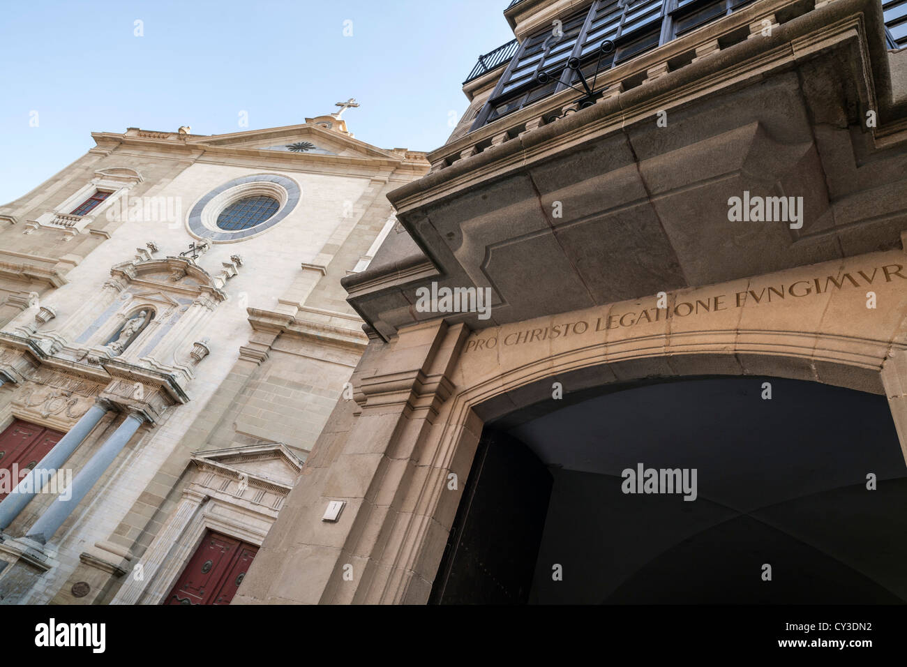 Vic cathedral Banque de photographies et d’images à haute résolution ...