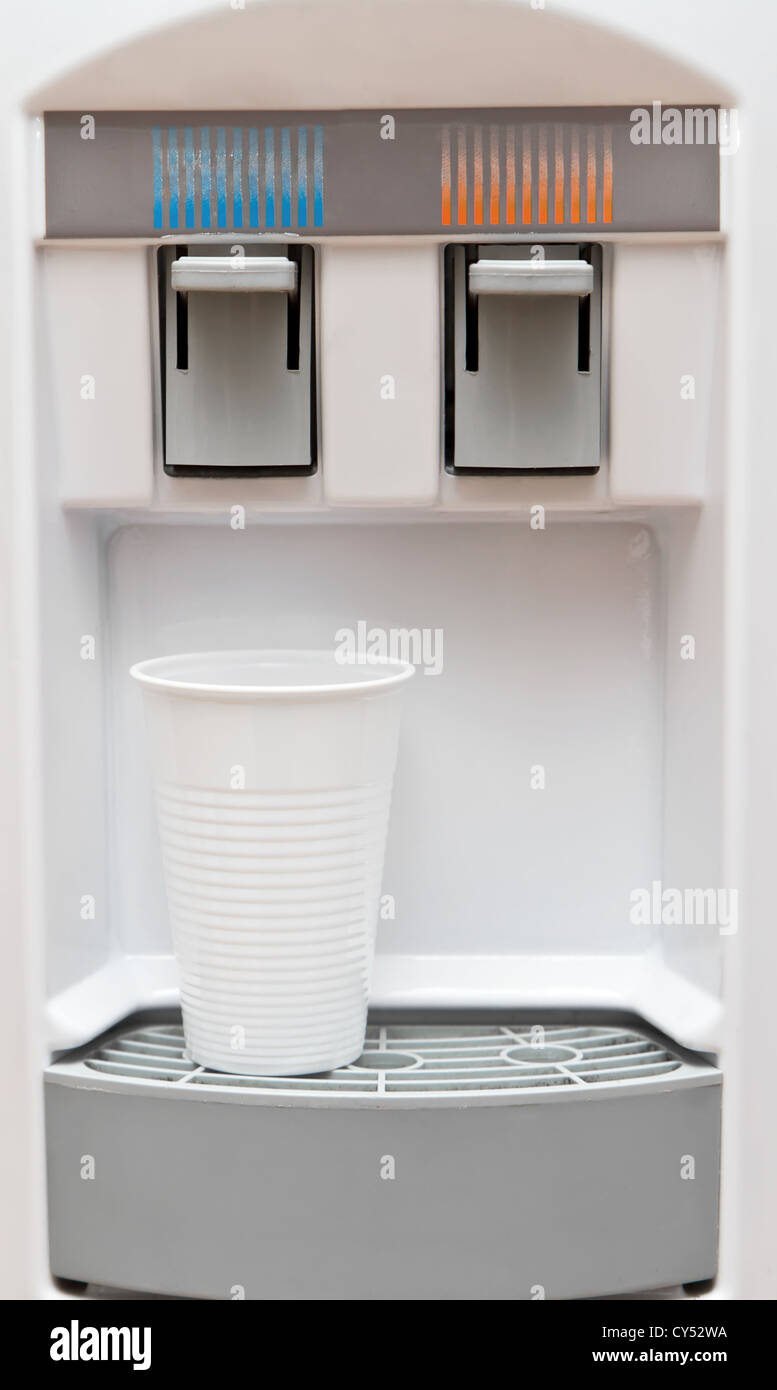 Distributeur d'eau Banque de photographies et d’images à haute ...