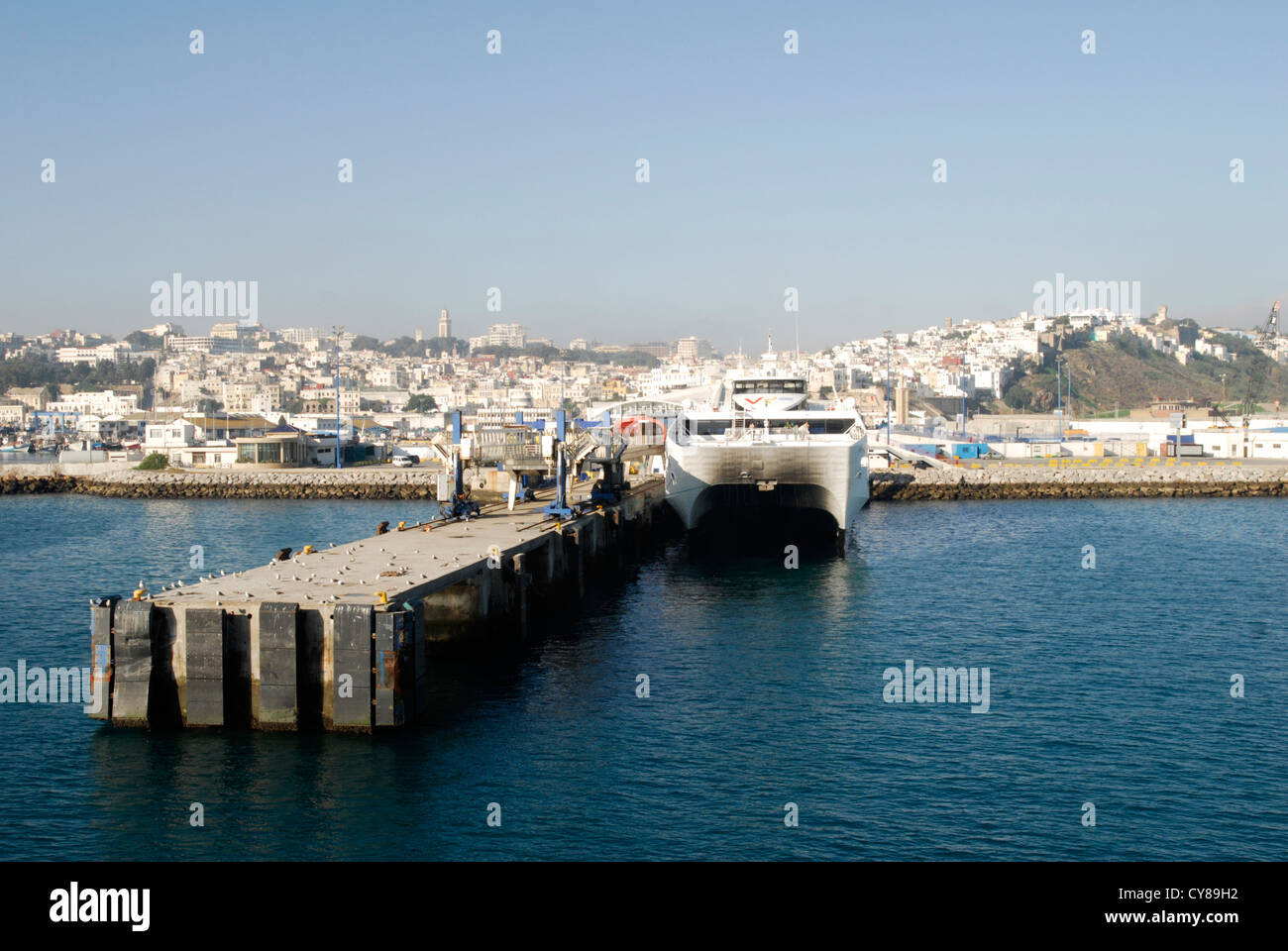 Ancien port de tanger Banque de photographies et d’images à haute ...