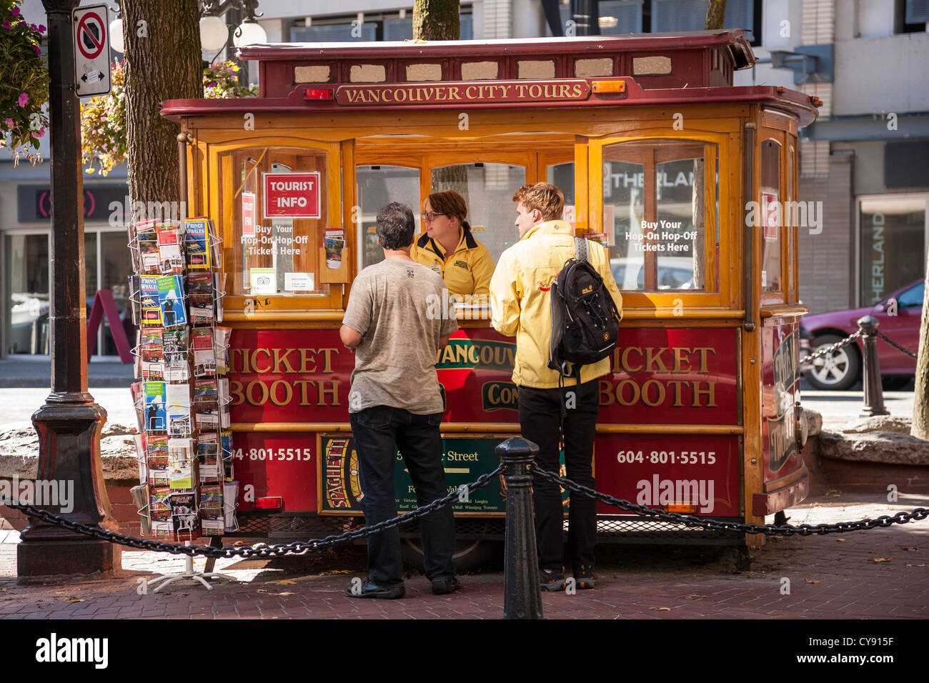 Kiosque publicitaire Banque de photographies et d’images à haute ...