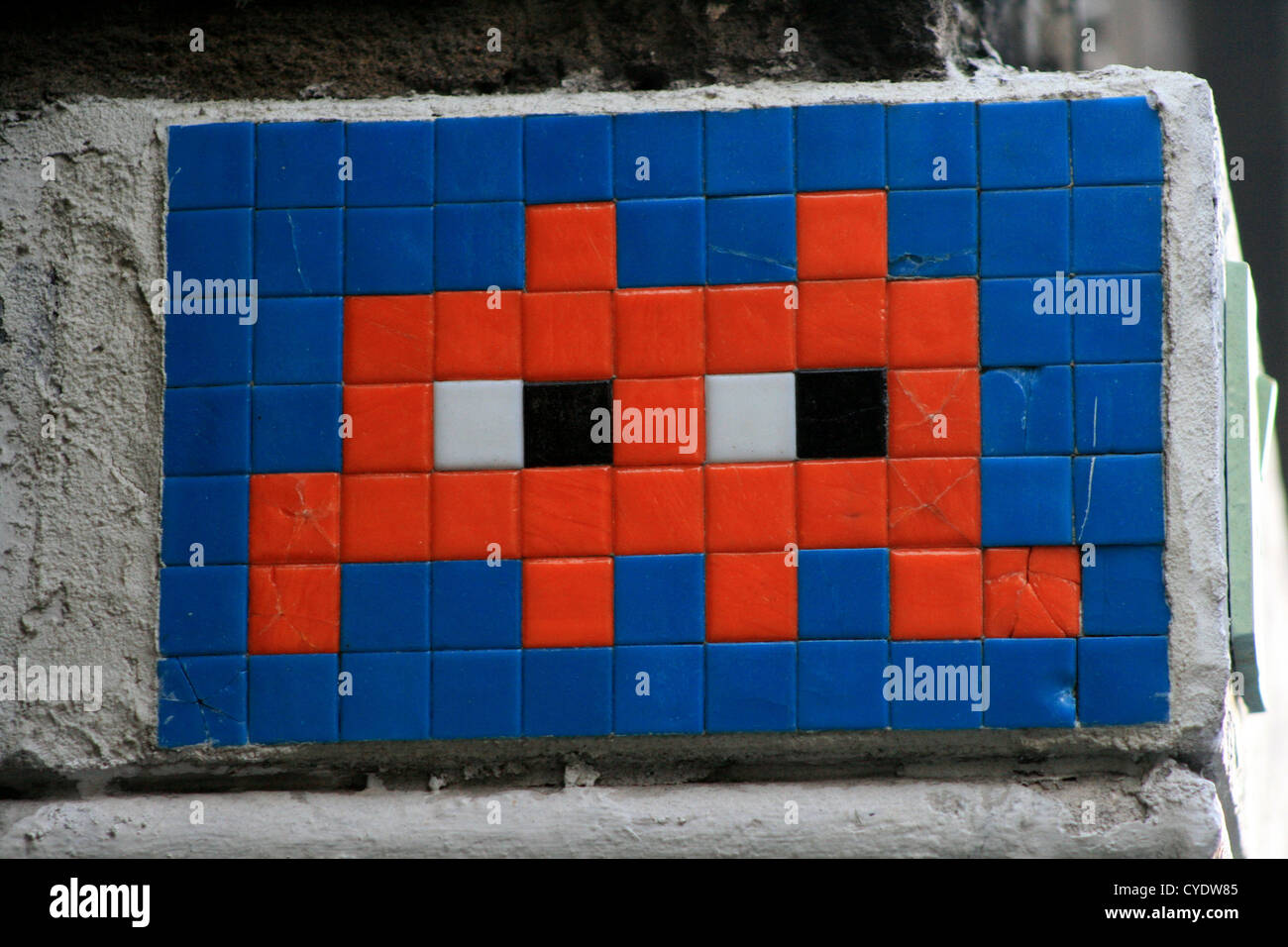 Space invader mosaic Banque de photographies et d’images à haute ...