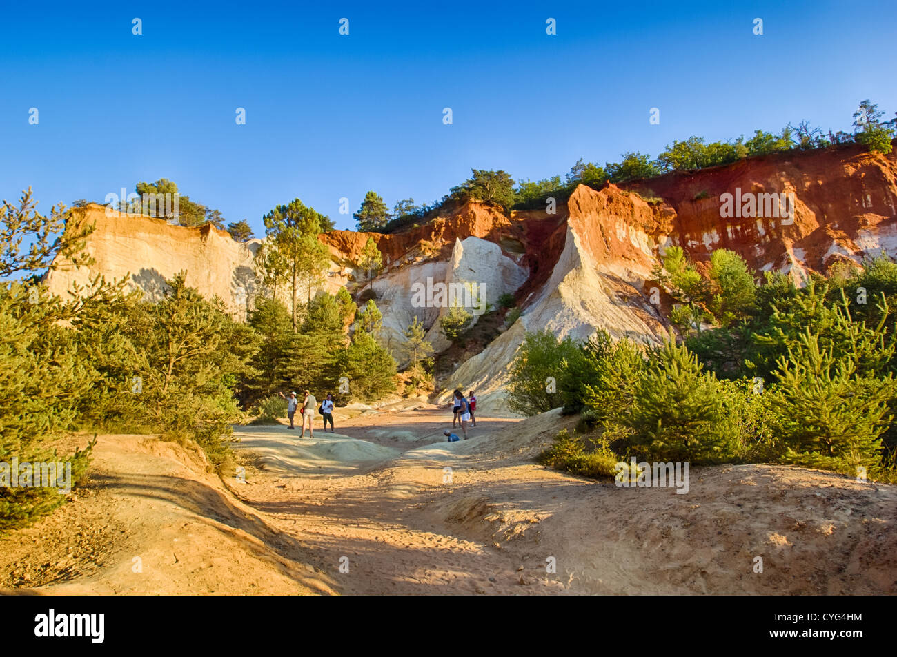 Paysage de roche rouge france Banque de photographies et d’images à ...