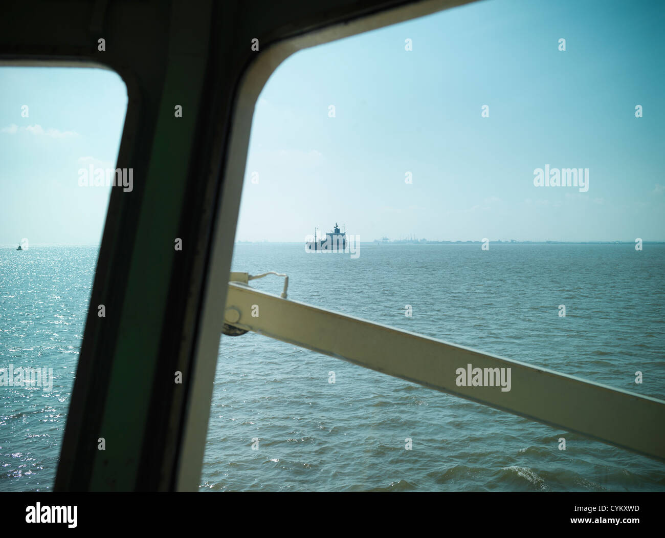 Navire de pont maritime Banque de photographies et d’images à haute ...