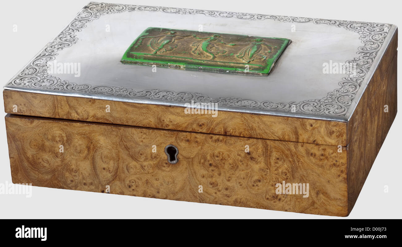 Maja Beck - une boîte de présentation d'Adolf Hitler 1931, boîte en ...