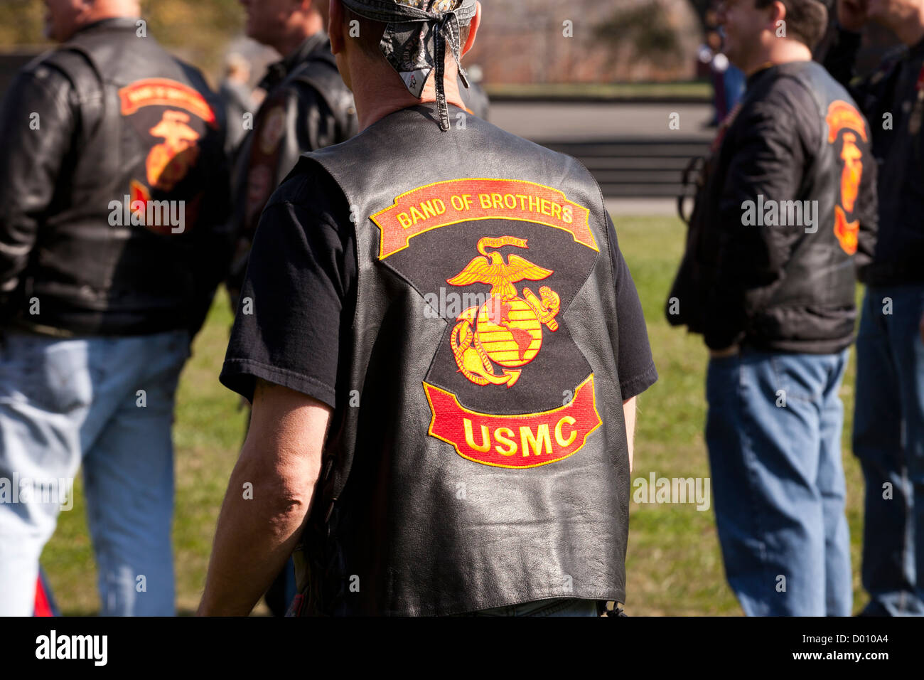 Frères d'USMC insigne club moto sur la veste Photo Stock - Alamy