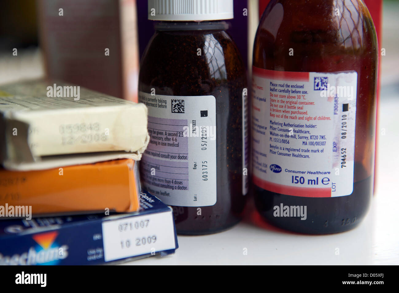 Médicament expiré Banque de photographies et d’images à haute ...