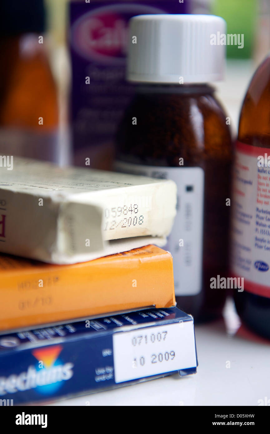 Médicament expiré Banque de photographies et d’images à haute ...