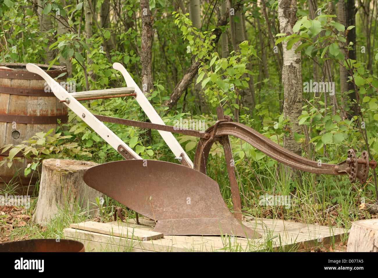 Charrue à cheval antique Banque de photographies et d’images à haute ...