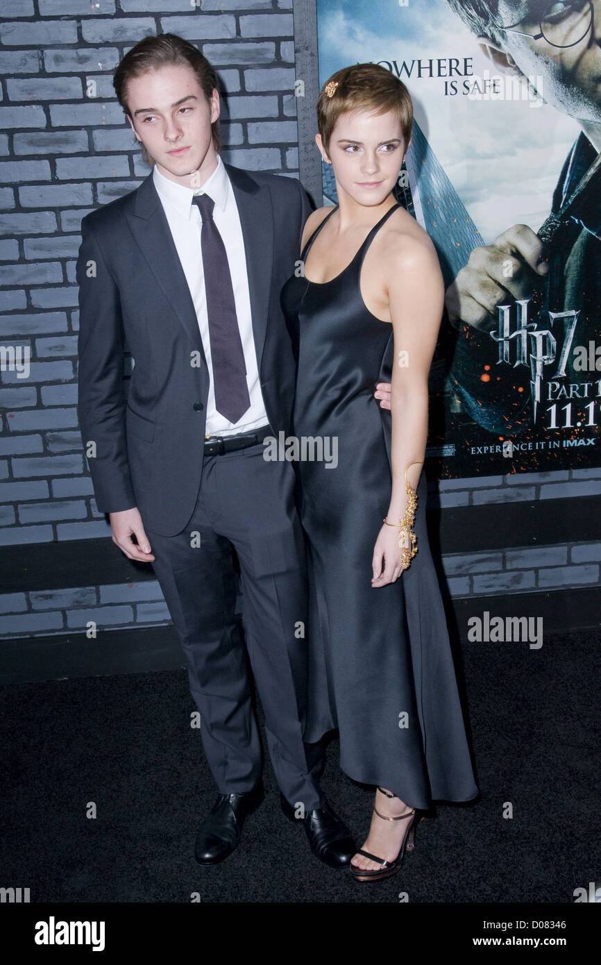 Alex watson and emma watson Banque de photographies et d’images à haute ...