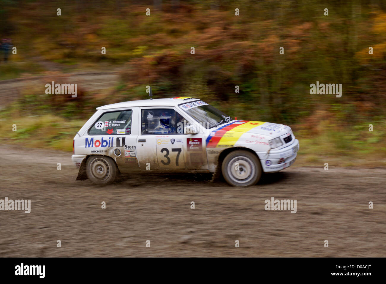 Vauxhall nova rally car Banque de photographies et d’images à haute ...