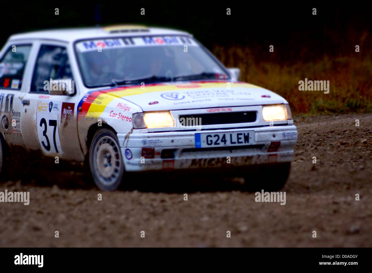 Vauxhall nova rally car Banque de photographies et d’images à haute ...