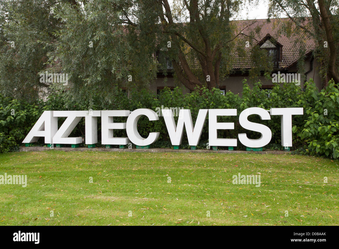 Aztec west Banque de photographies et d’images à haute résolution - Alamy
