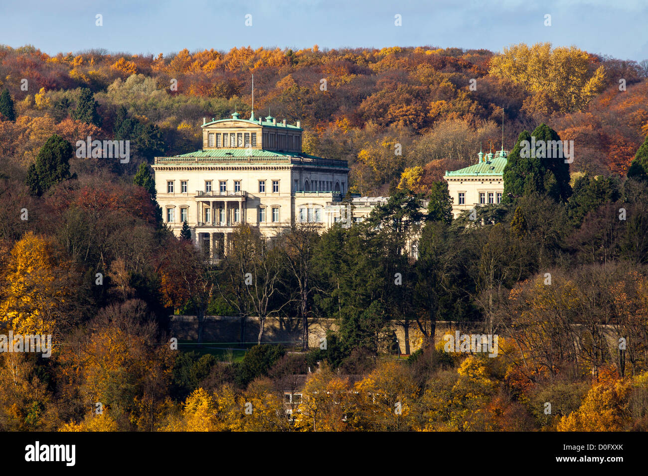 Le lac Baldeneysee à Essen, Allemagne.Voir à l'automne à la Villa ...