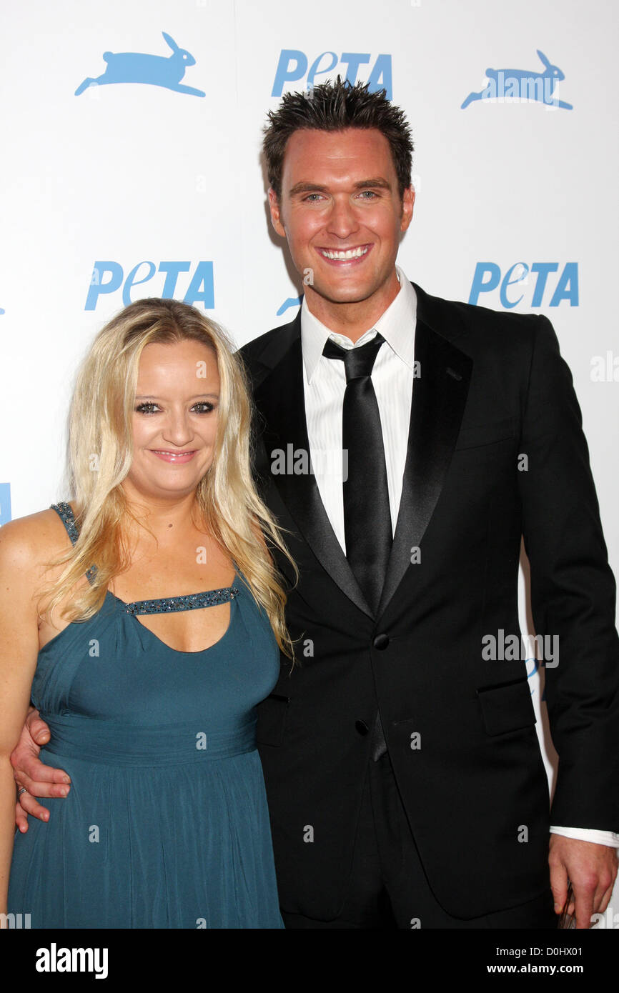 Lucy Davis et Owain Yeoman Le Gala du 30e anniversaire de PETA Prix ...