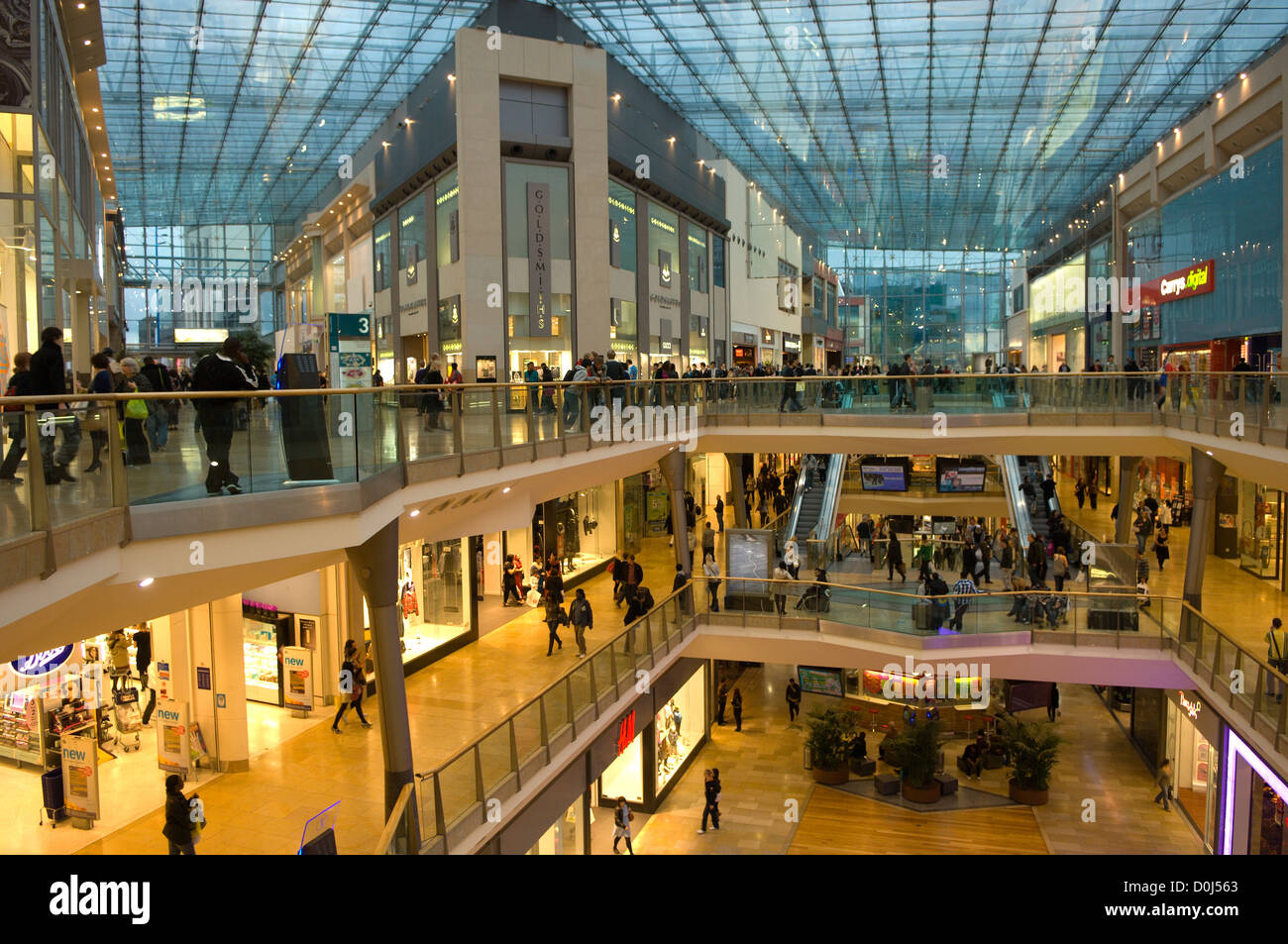 Bullring shopping mall Banque de photographies et d’images à haute ...
