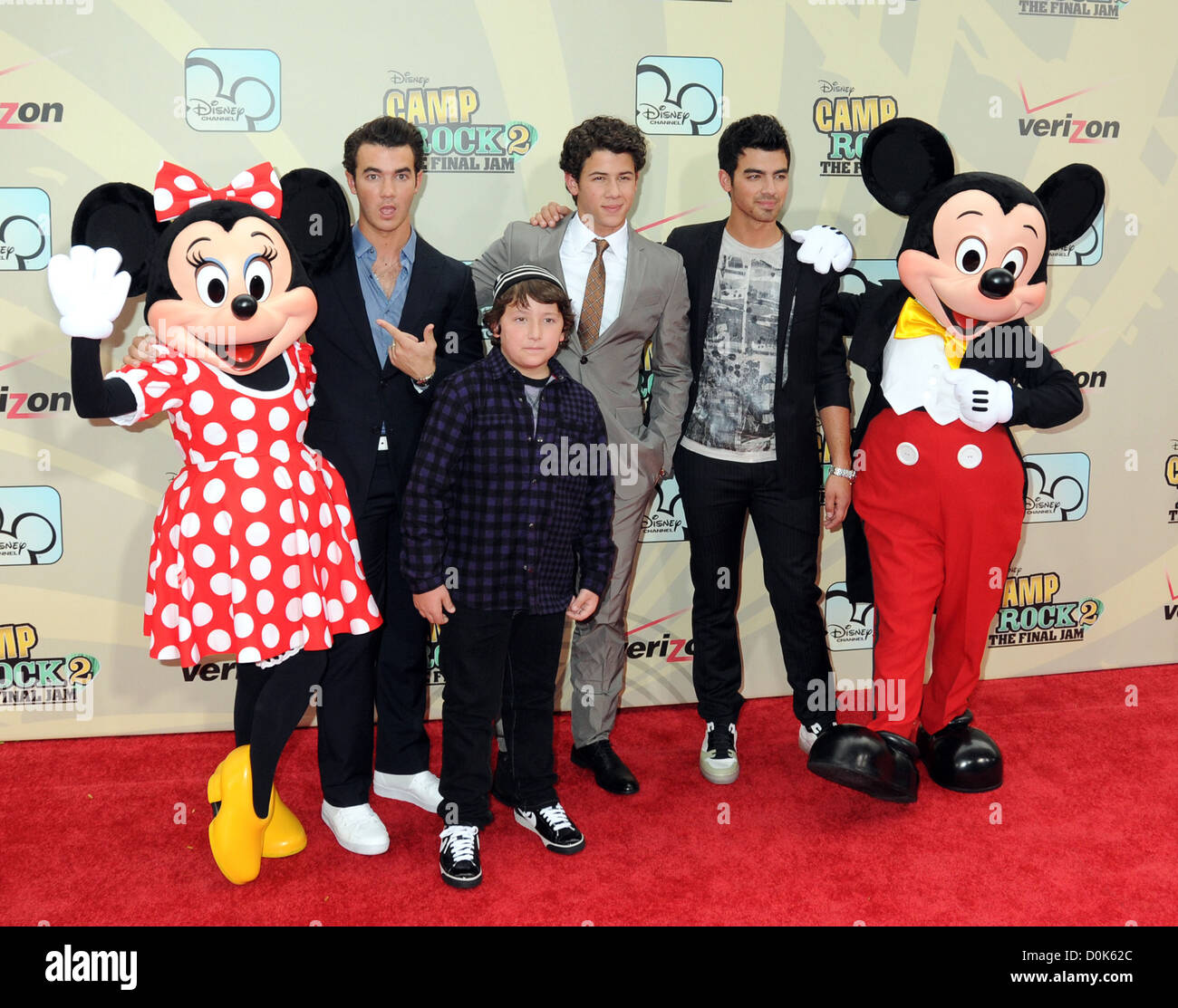 Nick jonas and frankie jonas Banque de photographies et d’images à haute résolution - Alamy