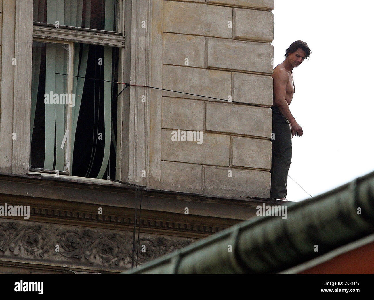 Tom Cruise Et Topless Exhibant Son Physique Musclé Comme Il Filme Pour 6459