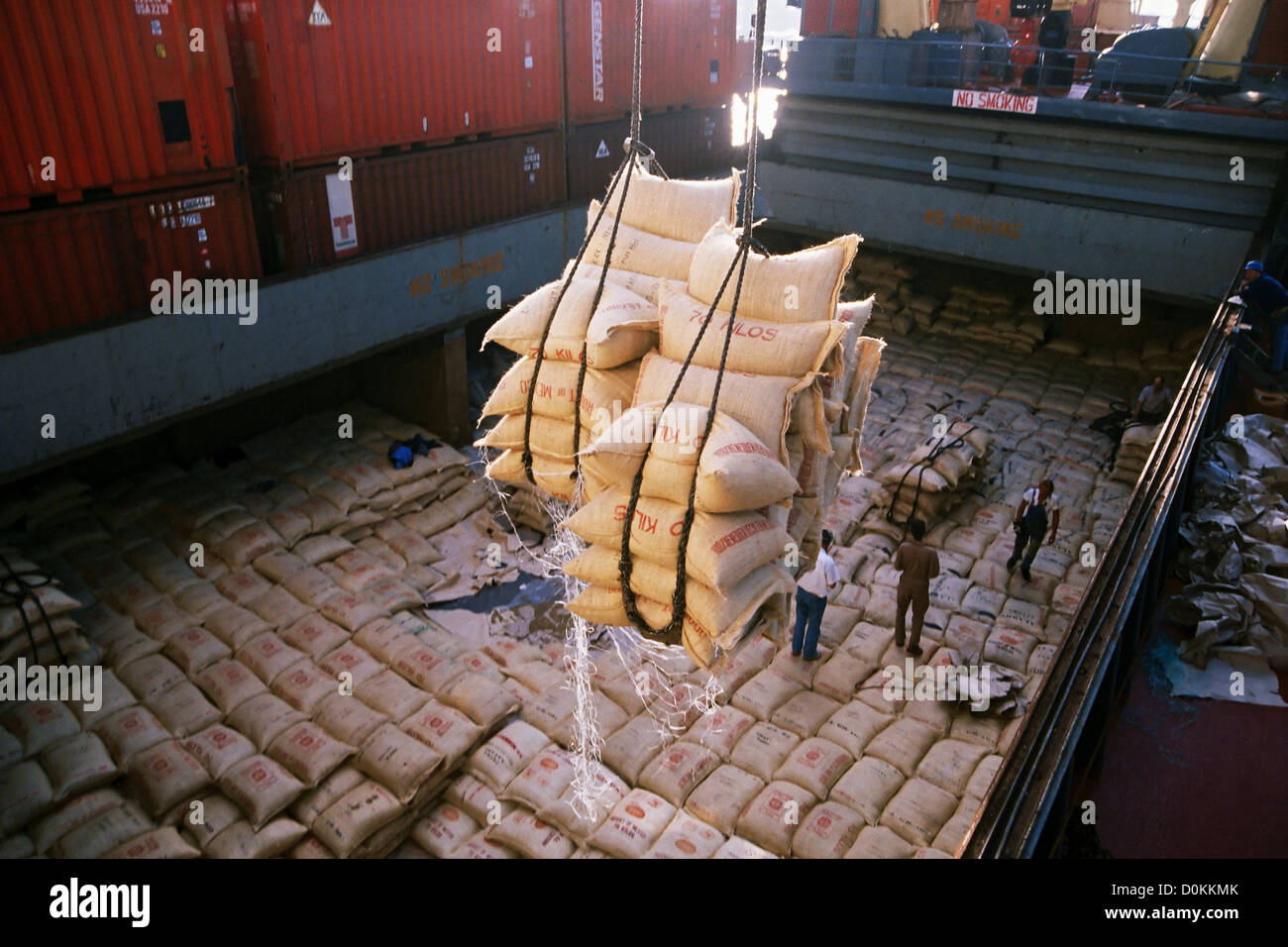 Trade cargo sack Banque de photographies et d’images à haute résolution ...