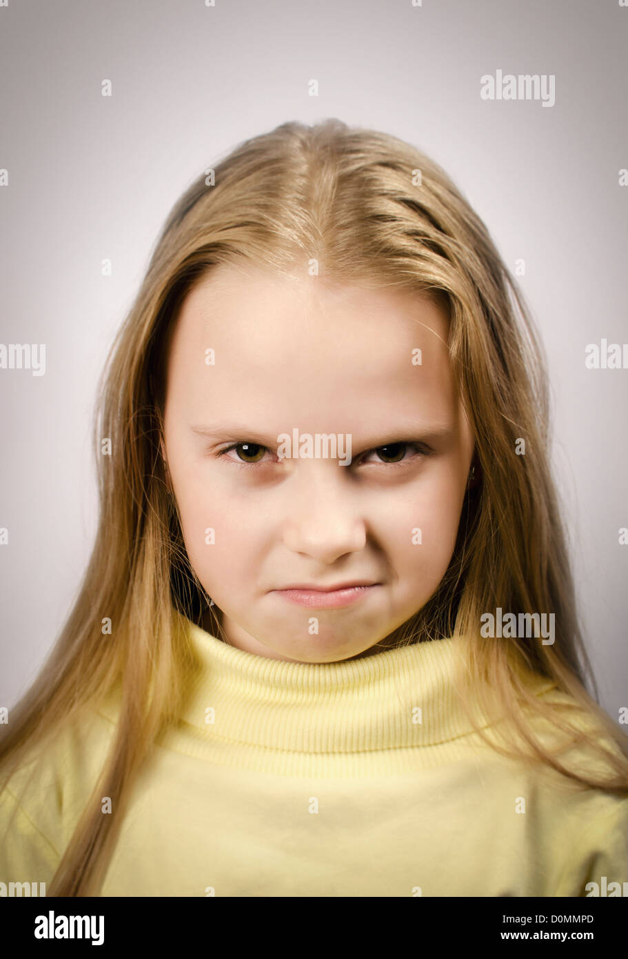 Enfant Furieux Banque d'image et photos - Alamy