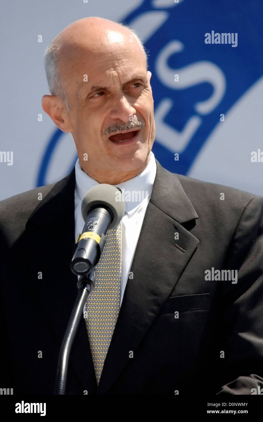 Michael chertoff Banque de photographies et d’images à haute résolution ...