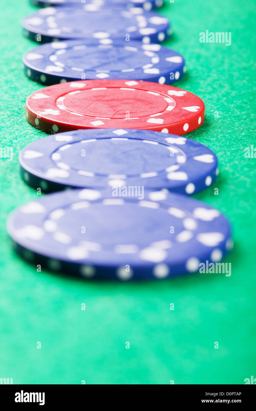 Puce bleue Banque de photographies et d’images à haute résolution - Alamy