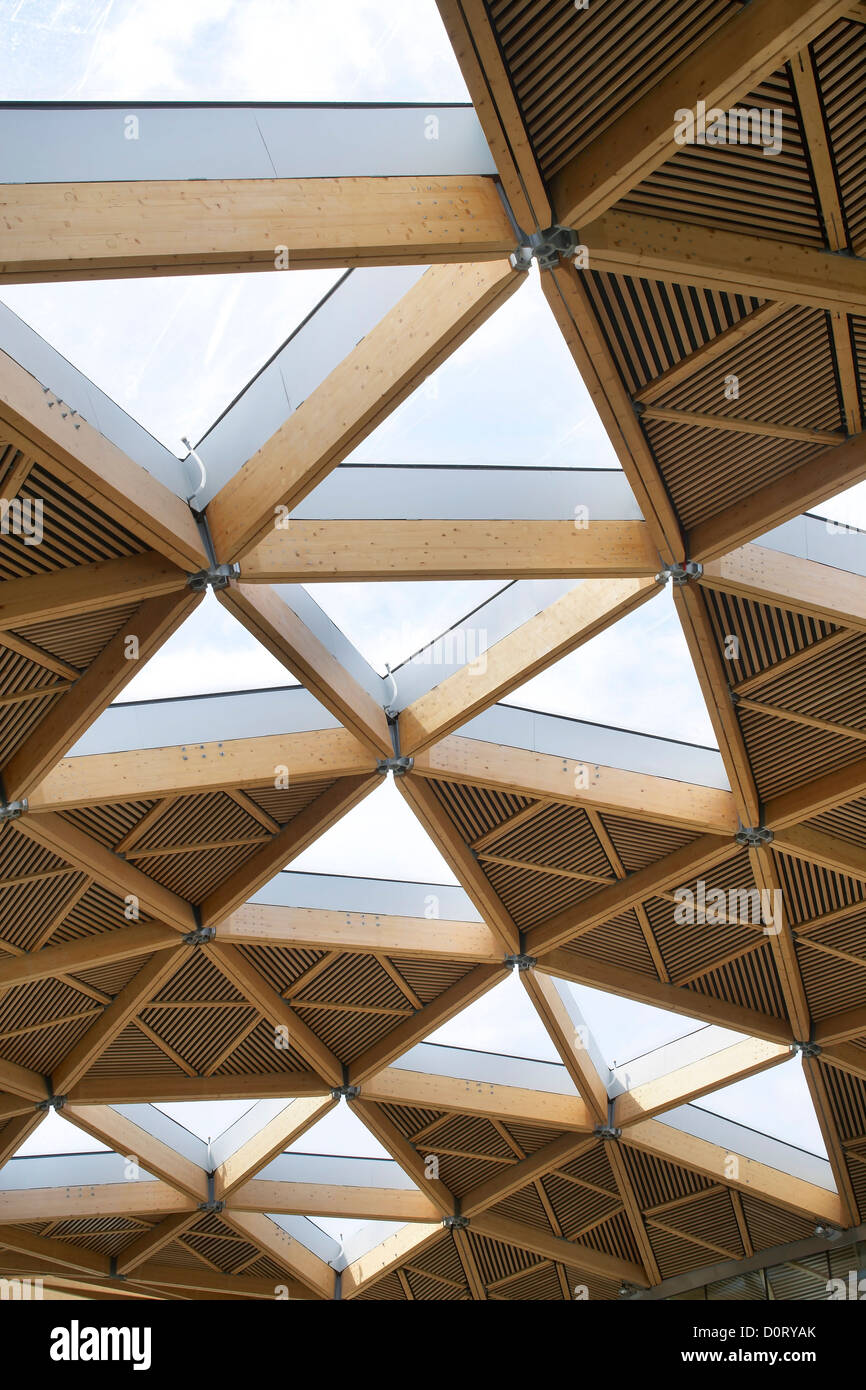 Gridshell roof Banque de photographies et d’images à haute résolution ...