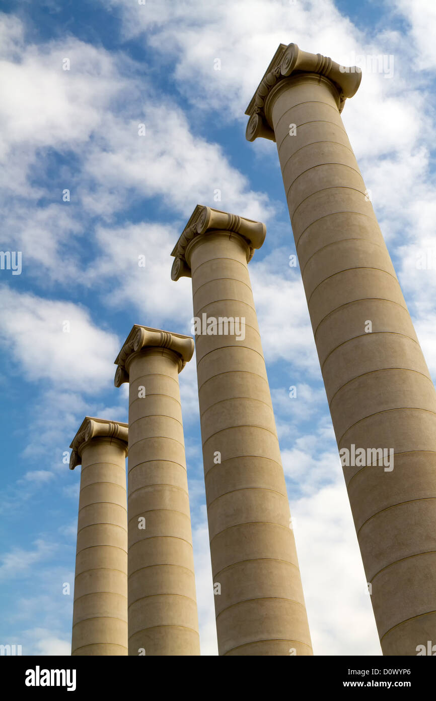 Colonnes massives Banque de photographies et d’images à haute ...