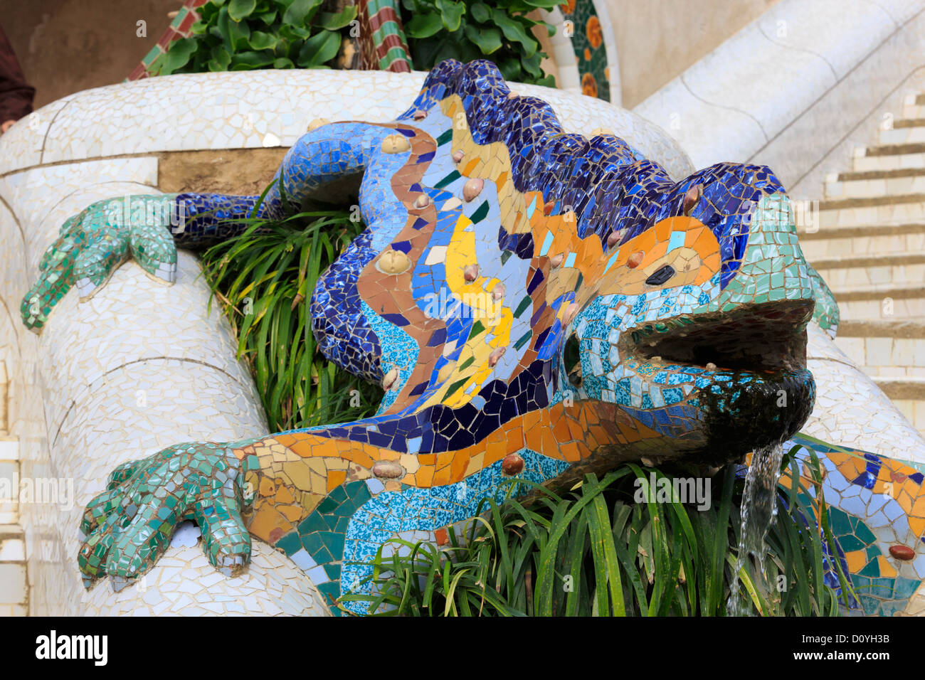 Salamander park guell antoni gaudi Banque de photographies et d’images ...
