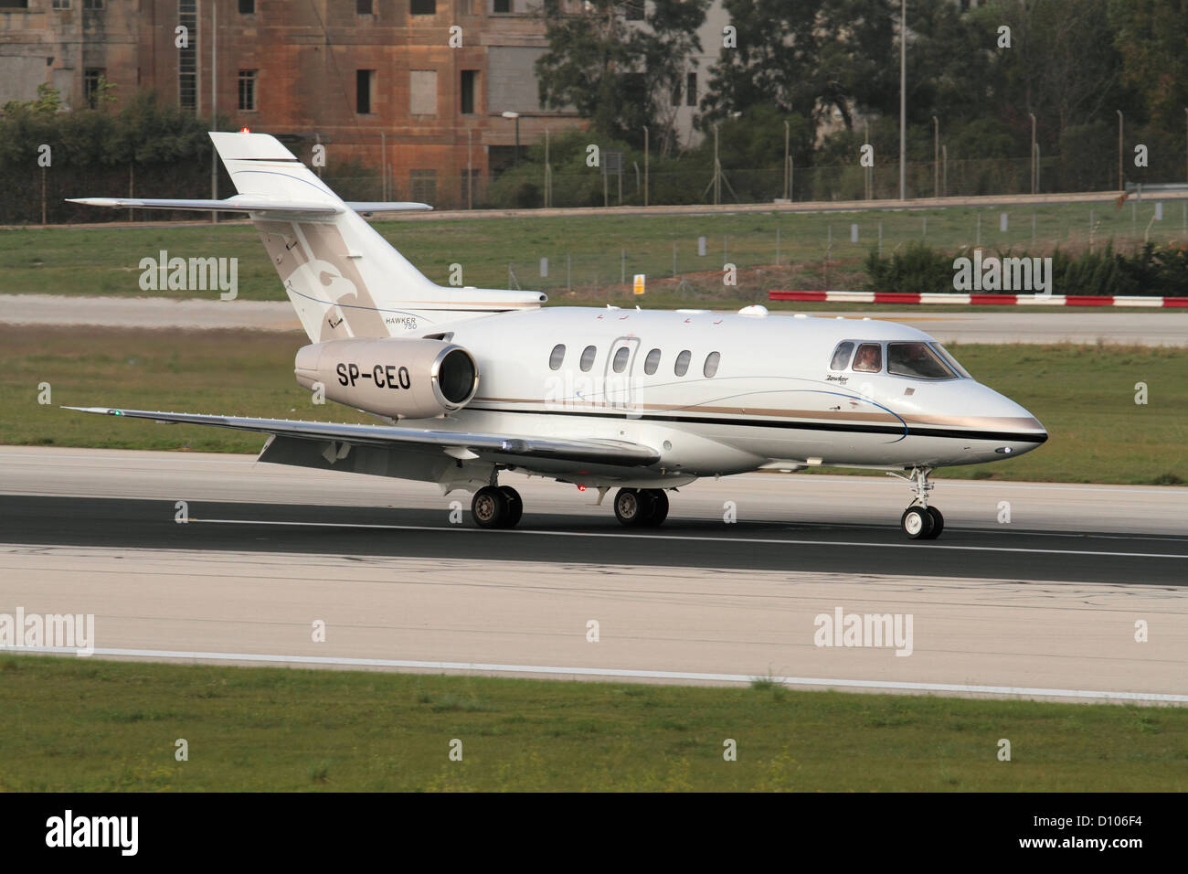 Hawker 750 Banque de photographies et d’images à haute résolution - Alamy