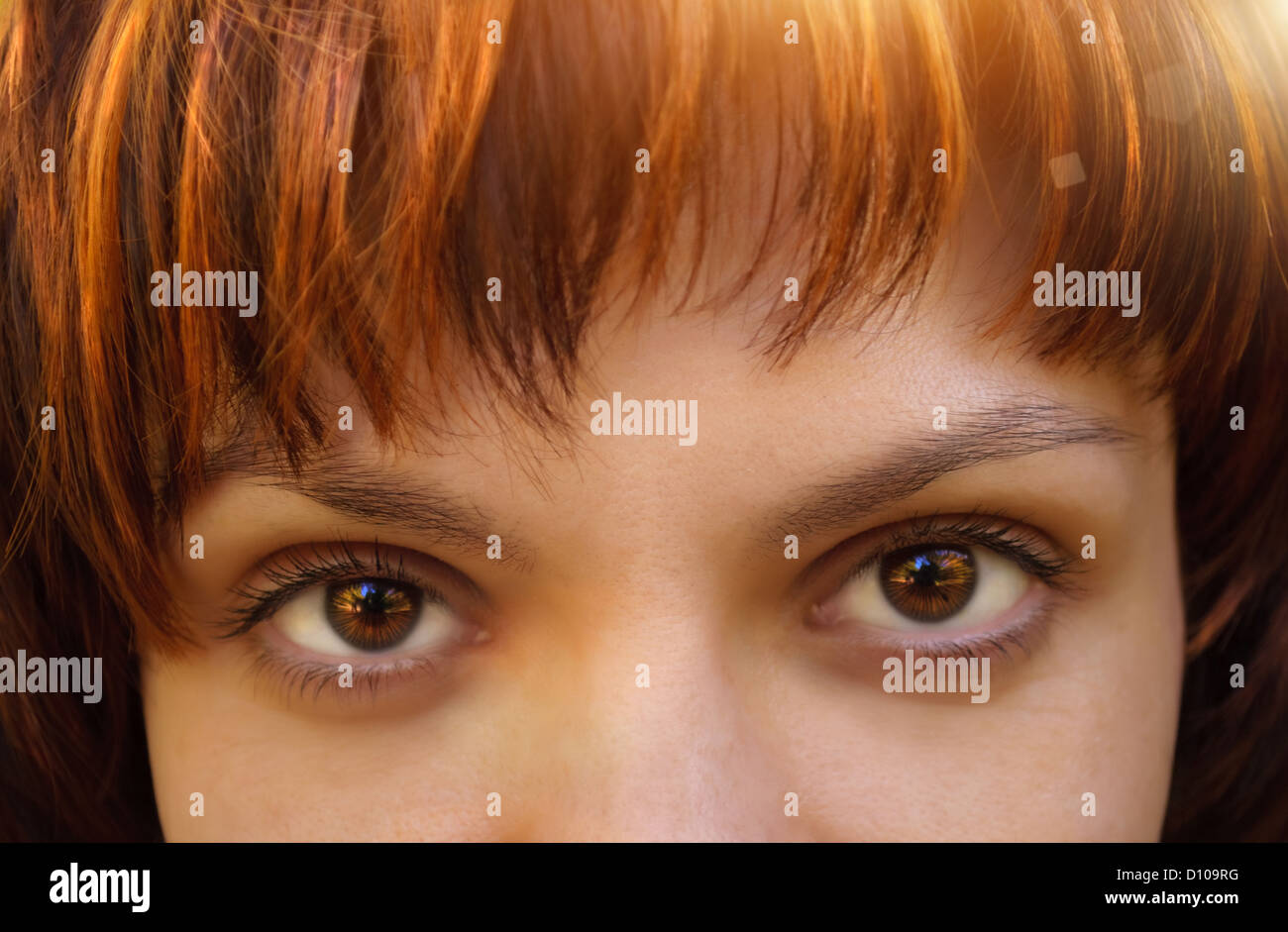 Filles aux yeux clairs Banque de photographies et d’images à haute ...