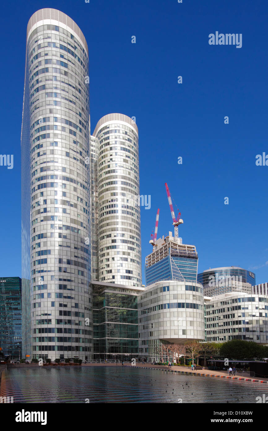 Coeur Défense tour dans le quartier financier de la Défense à Paris ...