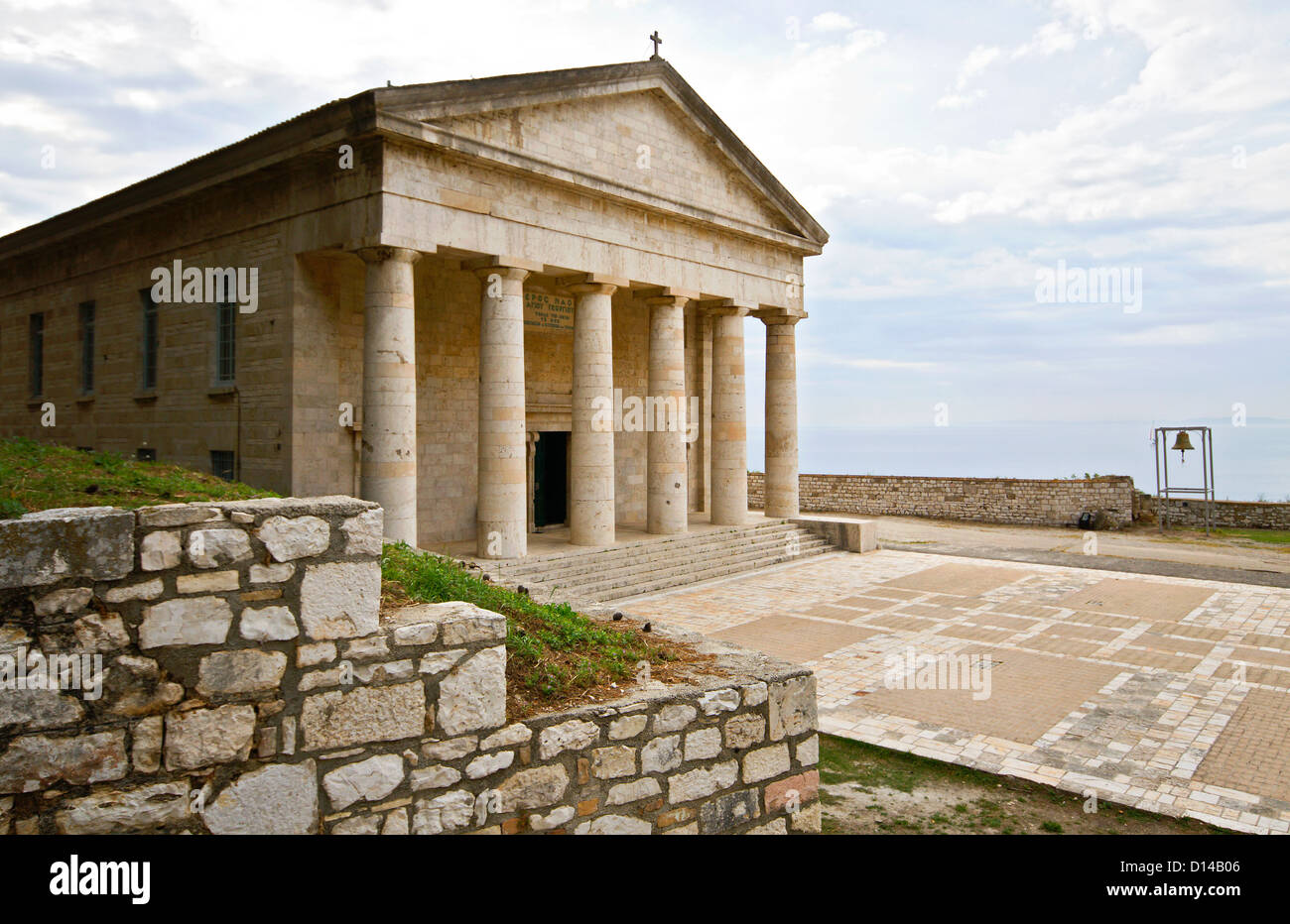 Temple grec classique Banque de photographies et d’images à haute ...