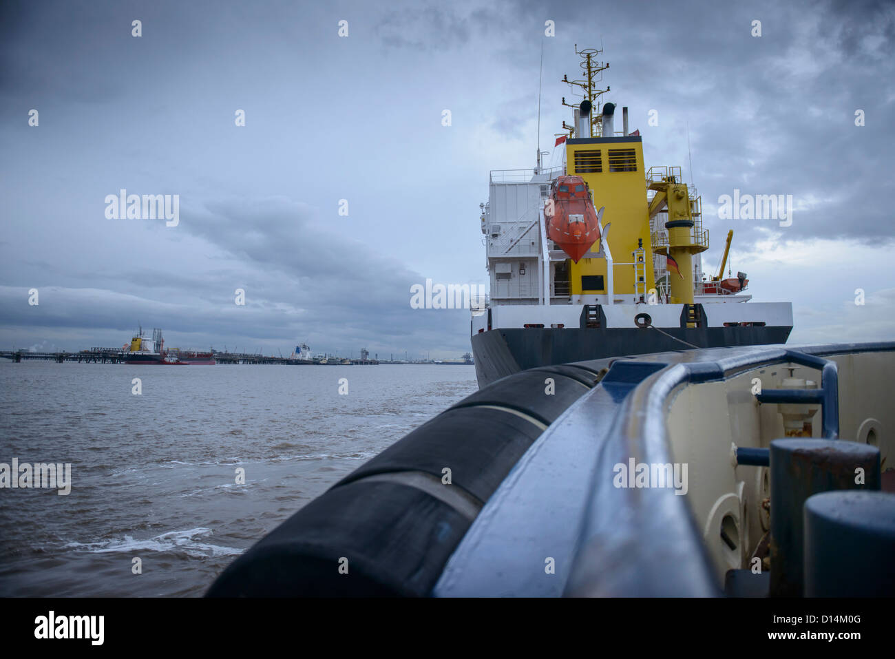 Industrie des ponts de navires Banque de photographies et d’images à ...